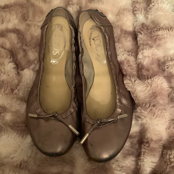Tod's | Shoes | Tods Driving Ballet Flats In Gold Bronze | Poshmark